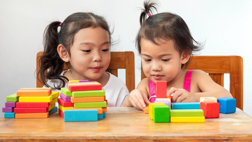 5 Permainan yang Mengasah Kecerdasan Anak - Gurunda.com